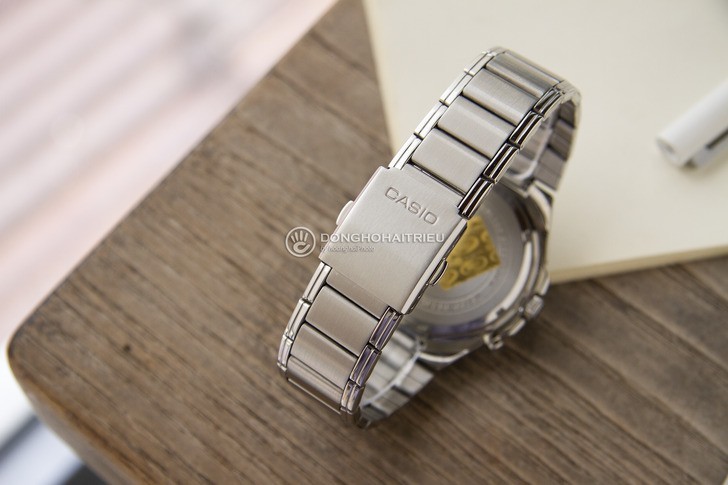 Đồng hồ Casio MTP-E200D-2A2VDF giá rẻ, thay pin miễn phí