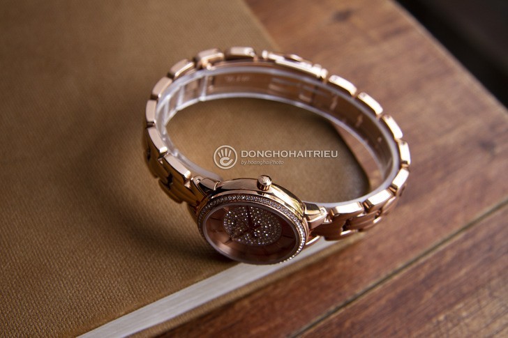 Đồng hồ Michael Kors MK4413 Lấp lánh với những viên pha lê