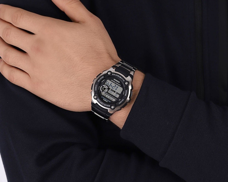 Casio Wave Ceptor Multiband 6 thu sóng vô tuyến như thế nào?