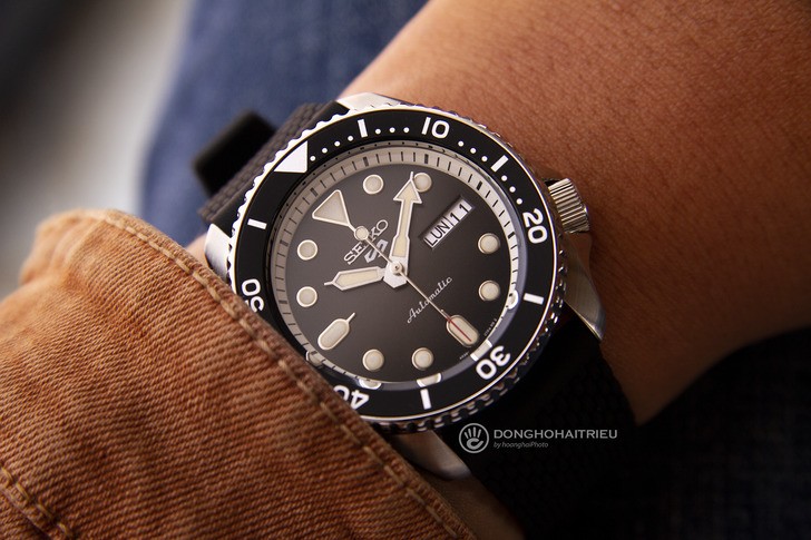 Đồng hồ nam Seiko SRPD73K2 máy cơ, trữ cót lên đến 40 giờ