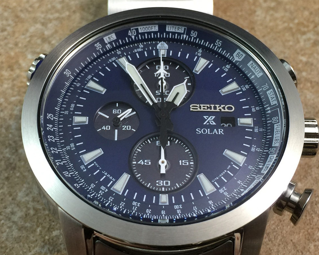 Đồng hồ Seiko Prospex Solar thể thao, sạc năng lượng ánh sáng